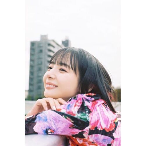 おかぴーす! 今日も私は運がいい 岡田紗佳1stフォトエッセイ 通販|セブンネットショッピング